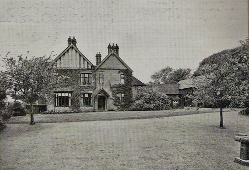 New St Alban's Court House & Old Court House in Nonington